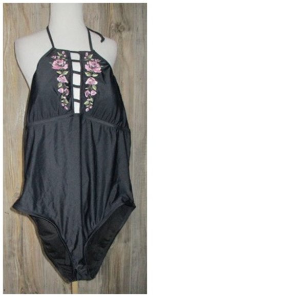 Mossimo Supply Co. | Swim | Mossimo New One Piece Swimsuit Womens Xl ...